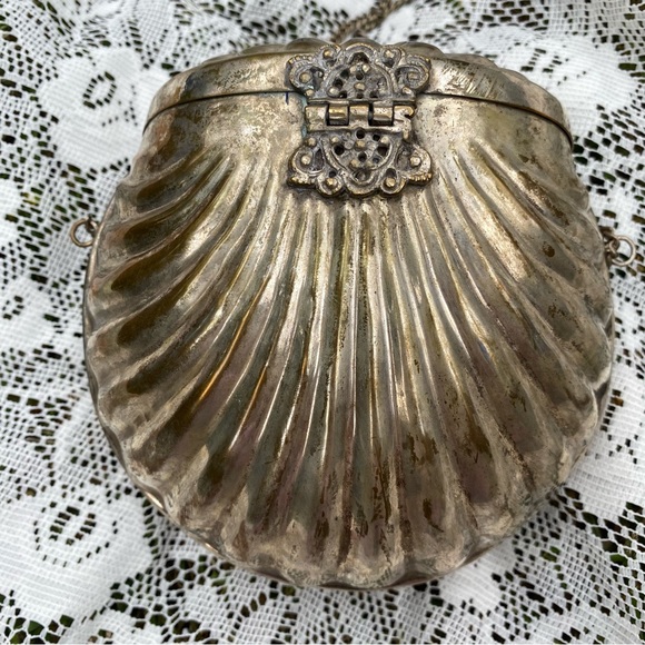 Vintage | Bags | Vintage Art Deco Silver Antique Clam Shell Purse Chain ...
